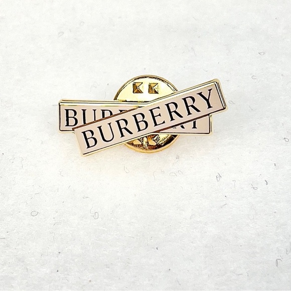 Burberry | Jewelry | Burberry London Street Sign Pin | Poshmark